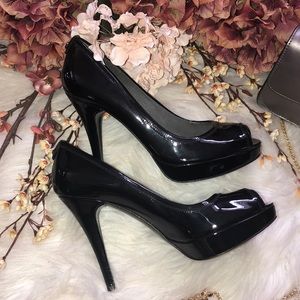 Stuart Weitzman | Shoes | Stuart Weitzman Peep Toe Platforms Pumps ...